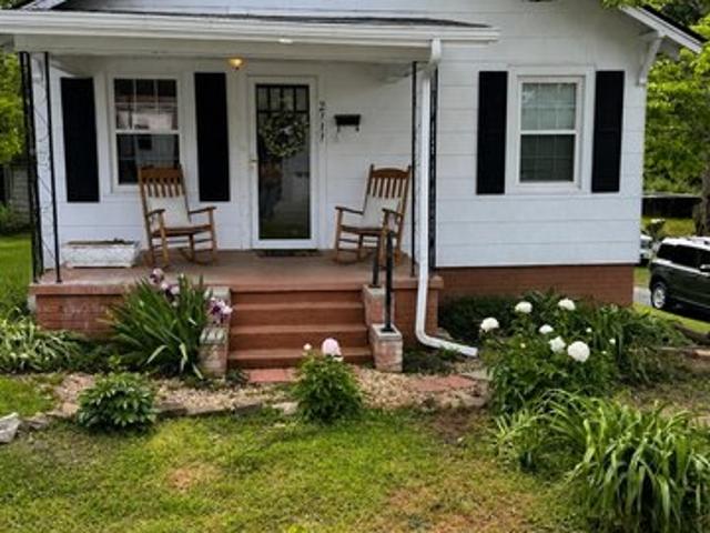 2111 Eastview Ave, Jefferson City, TN 37760