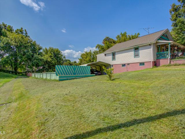 2111 East Watauga Avenue