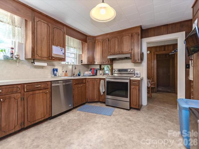 2111 Emmanuel Church Road