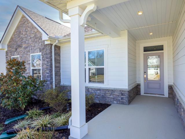 2111 Hideaway Ln