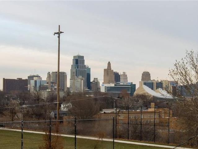 2111 Holly St, Kansas City, MO 64108