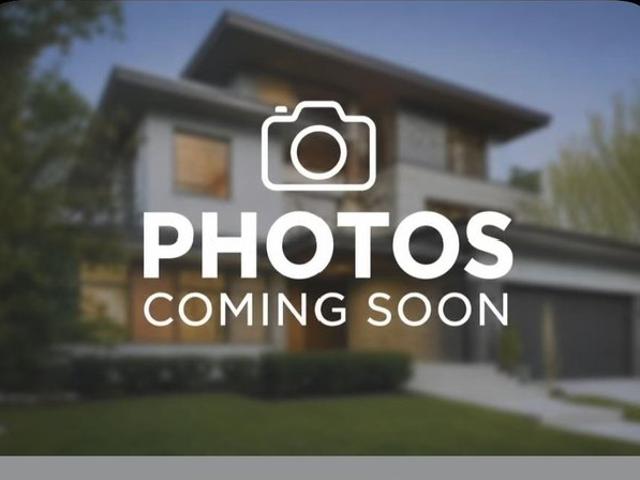2111 Kenwood Ave, Janesville, WI 53545