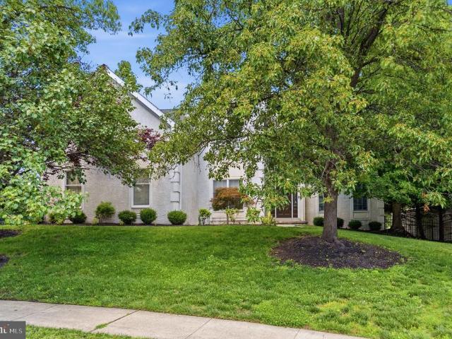 2111 Peregrine Circle
