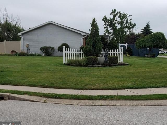 2111 Pineview Circle