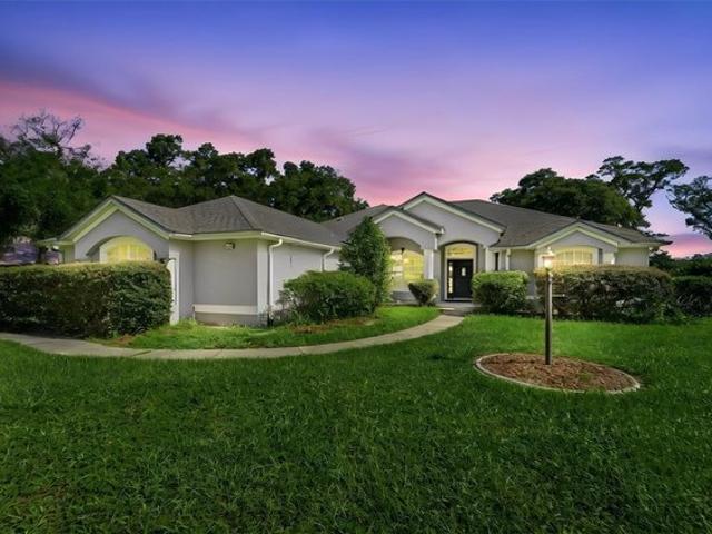 2111 Sun Valley Ln, Deland, FL 32720