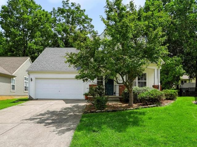 2111 S Summerwood Ct, Bloomington, IN 47401