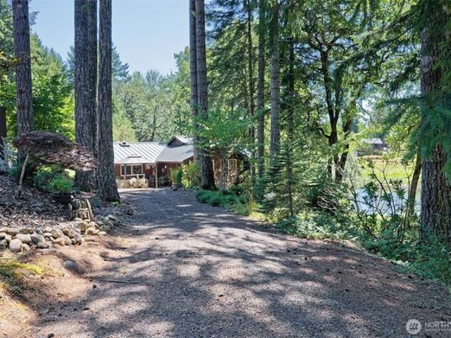 2111 W Hanks Lake Rd, Shelton, WA 98584