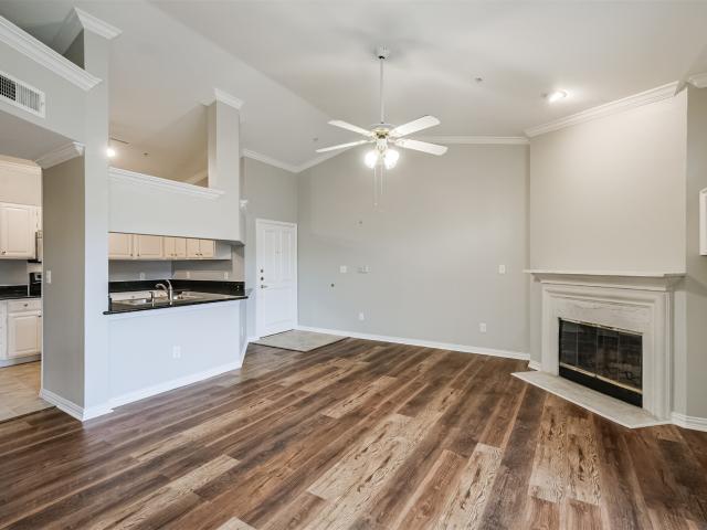 2111 Welch Street B304