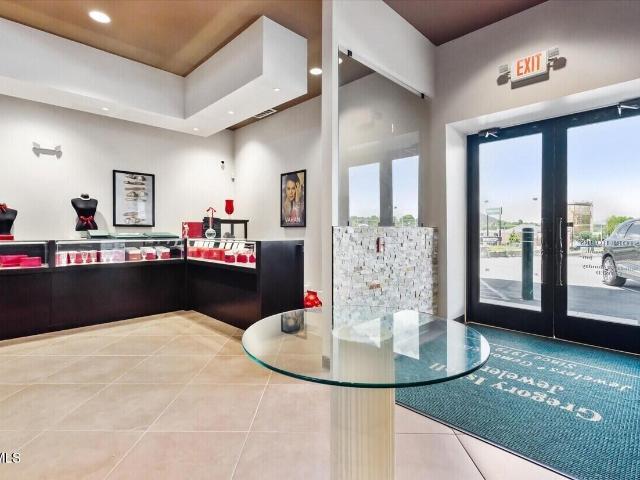 2111 West Mountcastle Drive