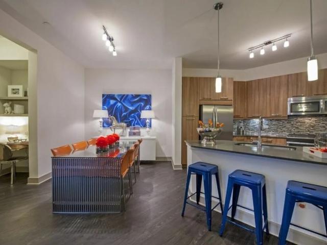 2111 Westheimer Road 1107