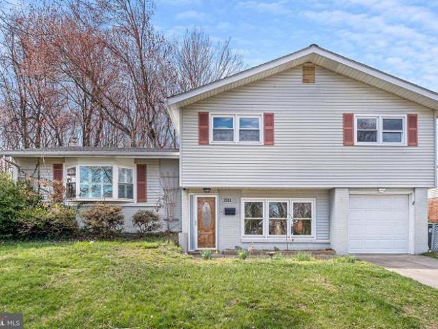2111 Westminster Dr, Wilmington, DE 19810