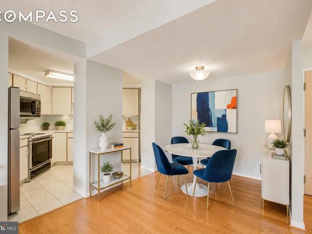 2111 Wisconsin Ave NW 610, Washington, DC