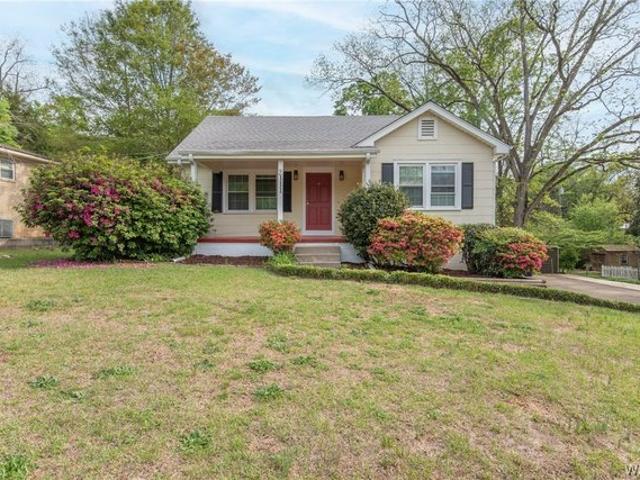 2111 18th St, Northport, AL 35476