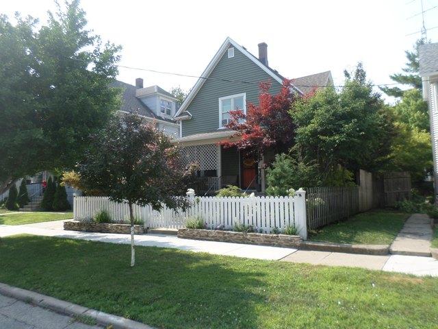 2111 53rd St, Kenosha, WI 53140