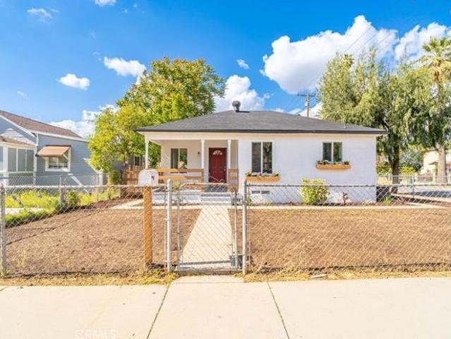 2111 5th St, Riverside, CA 92507