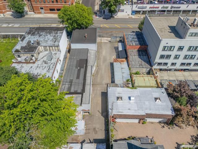 21120 Northern Boulevard