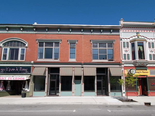 211/213 S Main Street