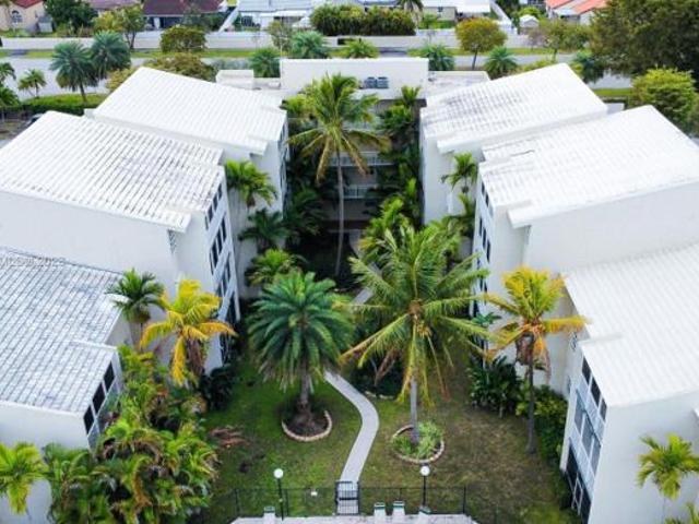 21121 85th Ave SW #111, Cutler Bay, FL 33189