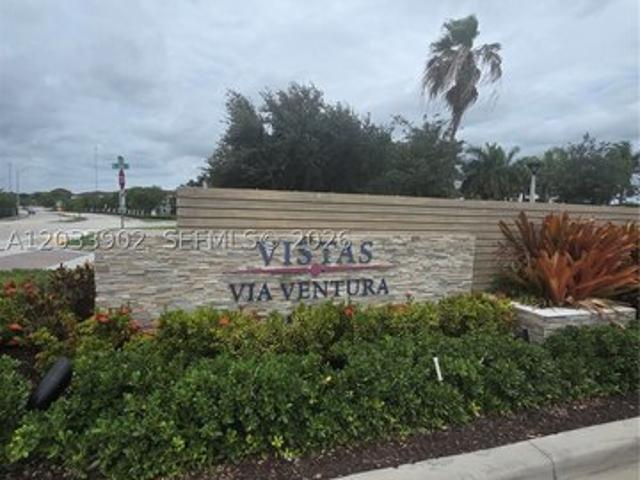 21124 NE 8th Ave, Miami, FL 33179