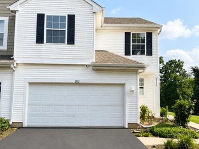 2112 Orchard Ln, Carpentersville, IL 60110
