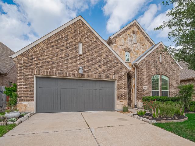 2112 Arrowood Glen Dr, Houston, TX 77077 | MLS #83935 | Compass