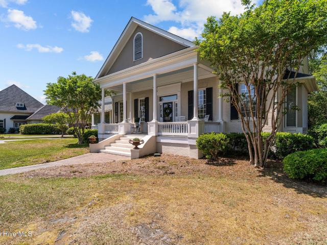 2112 Ascott Place