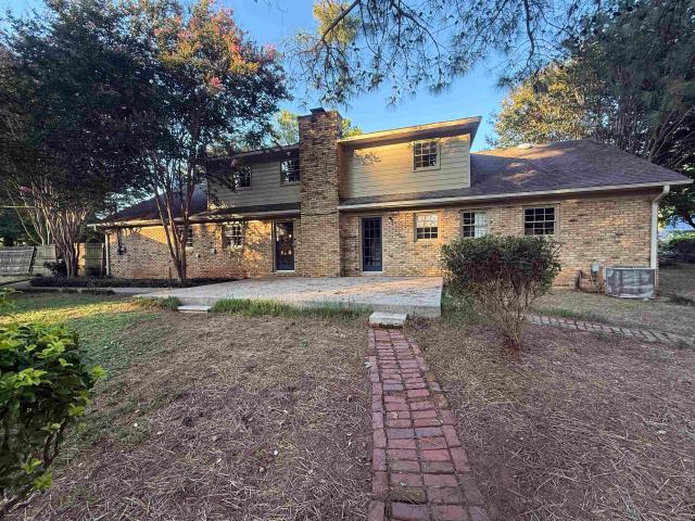 2112 Berry Cir