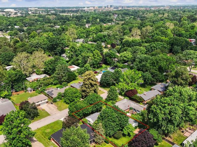 2112 Boudreau Drive