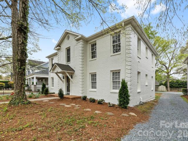 2112 Crescent Avenue # 4