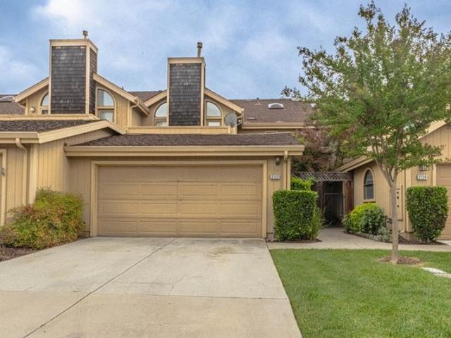 2112 Darnis Cir, Morgan Hill, CA 95037