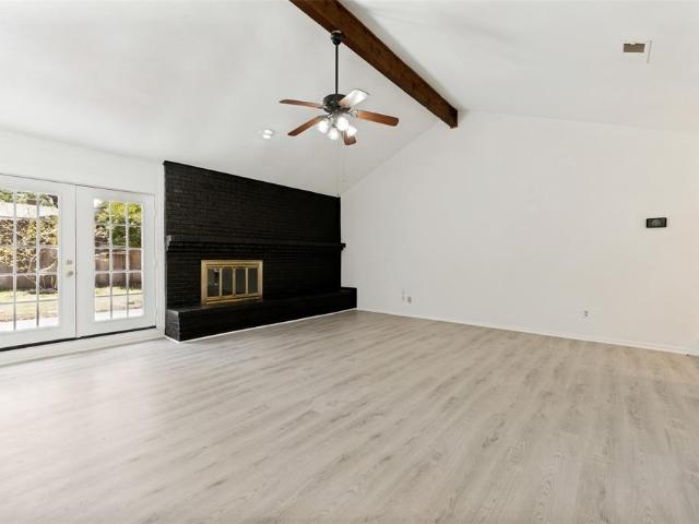 2112 Dartmouth Drive