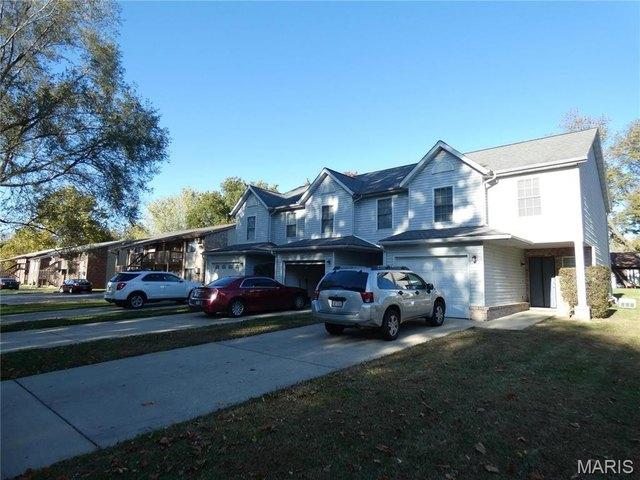2112 E Belle Ave, Belleville, IL 62221