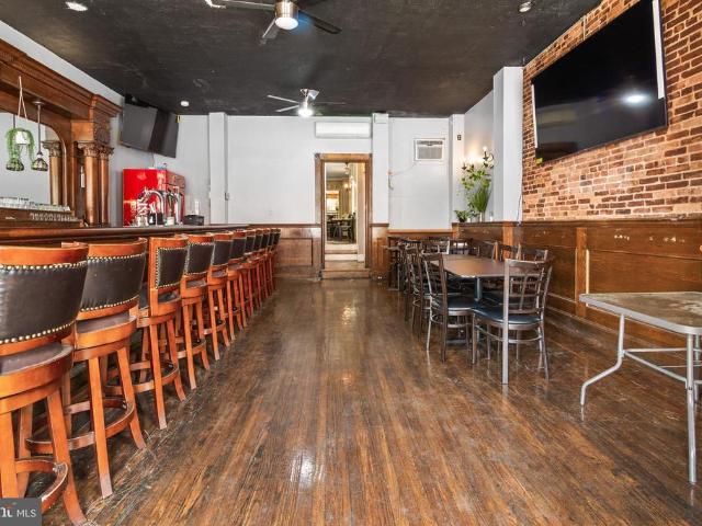 2112 Fleet Street