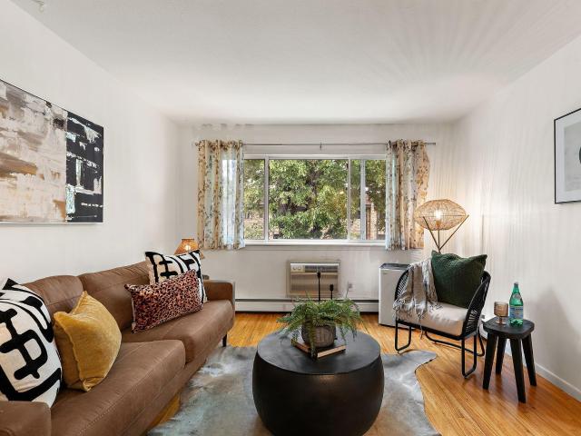 2112 Garfield Avenue # 14