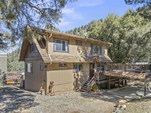 2112 Glacier Dr, Pine Mountain Club, CA 93222 | MLS #SR26049 | Compass