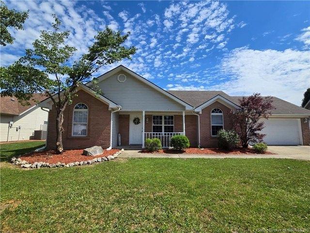 2112 Kingsfield St, Jeffersonville, IN 47130