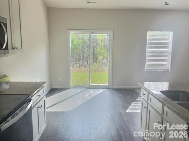 2112 Lanza Drive