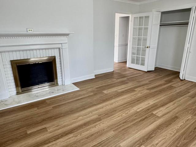 2112 Leon Drive