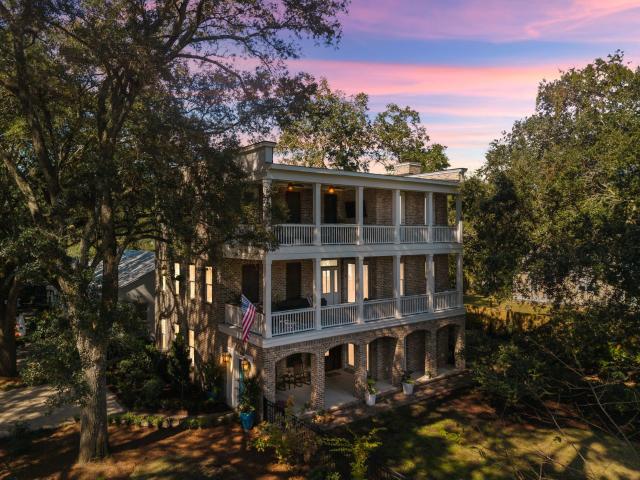 2112 Parkway Drive, Charleston, US, SC