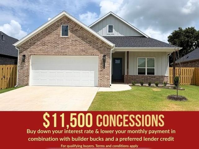 2112 Porter St, Pea Ridge, AR 72751
