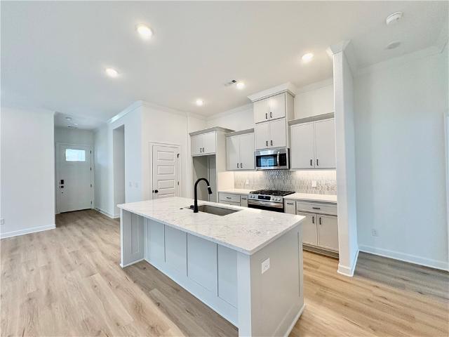2112 Porter Street
