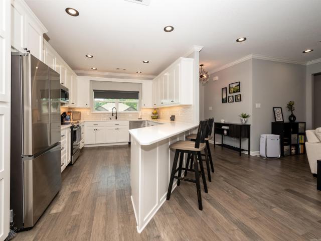 2112 Sable Oaks Circle