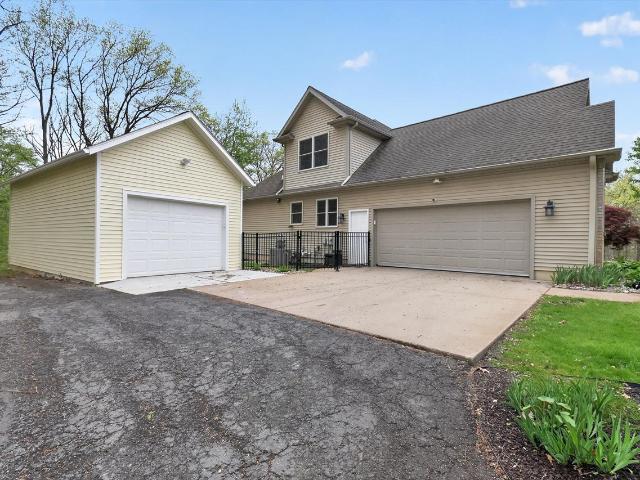 2112 Scenic Hills Drive