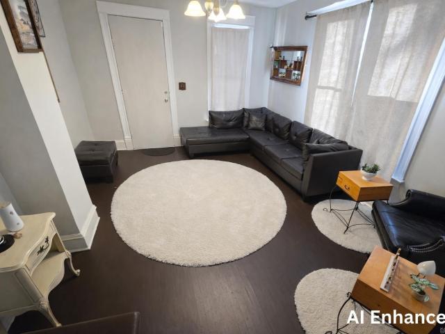 2112 W 19th St