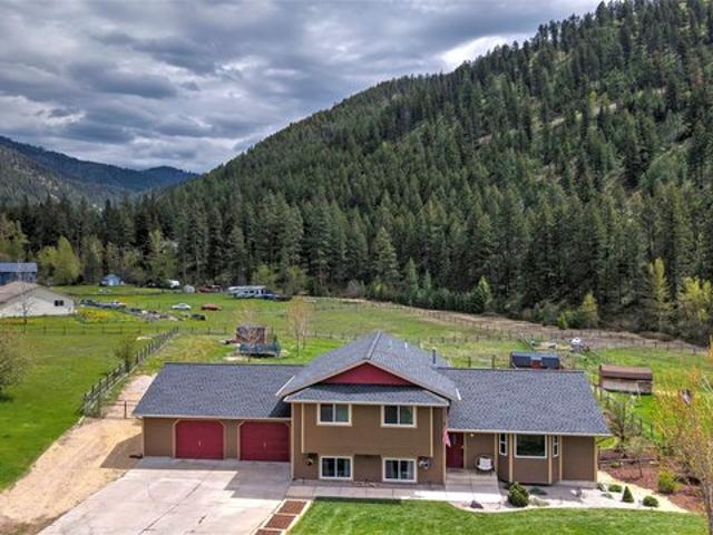 21133 Handley Loop, Clinton, MT 59825