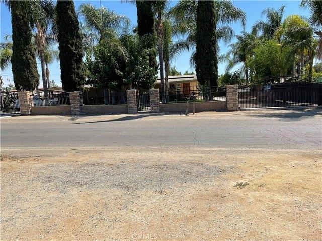 21131 Martin St, Perris, CA 92570