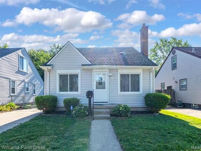 21132 Syracuse Ave, Warren, MI 48091