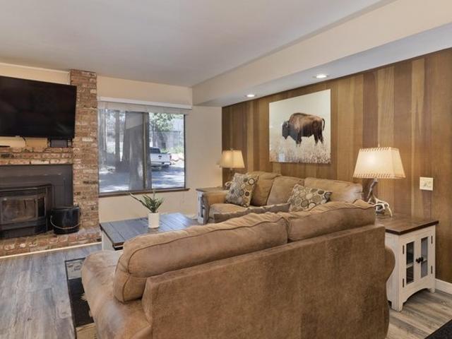 2113 Meridian Blvd Unit 187, Mammoth Lakes, CA 93546