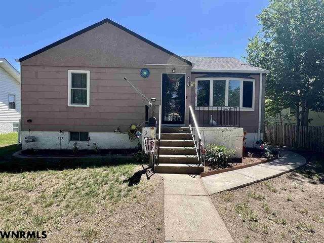 2113 Avenue G, Scottsbluff, NE 69361