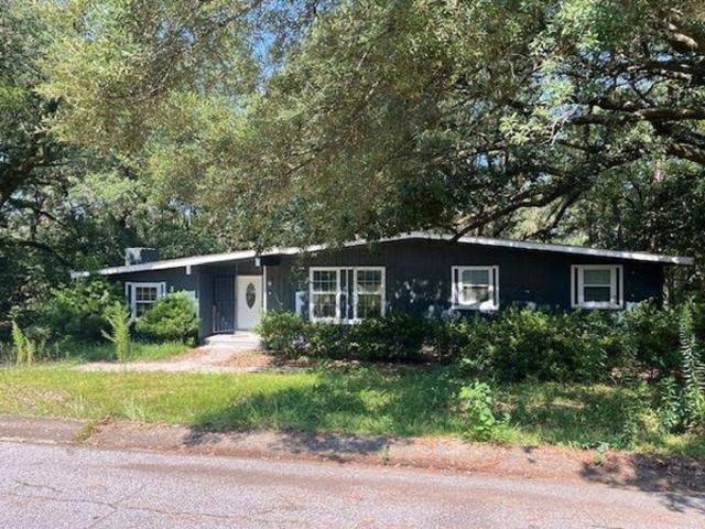 2113 Cornell Dr, Mobile, AL 36618